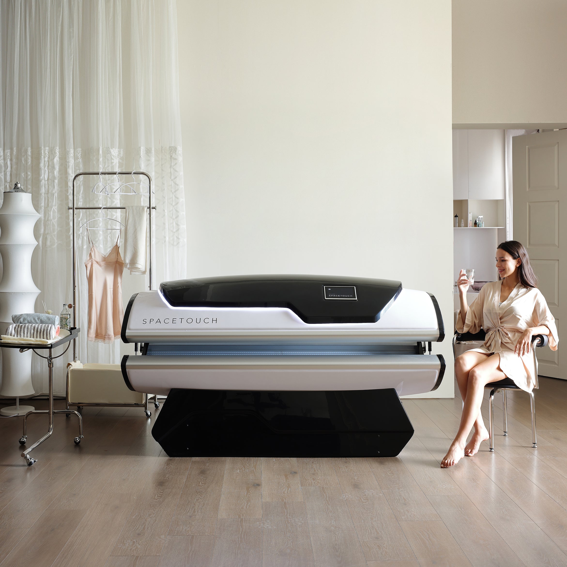 Capsule – Galaxy Zero USA